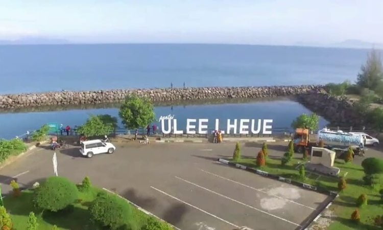 Pantai Ulee Lheue, Pantai Cantik dengan View Sunset Memukau di Aceh - iTrip Pantai Ulee Lheue, Pantai Cantik dengan View Sunset Memukau di Aceh - iTrip